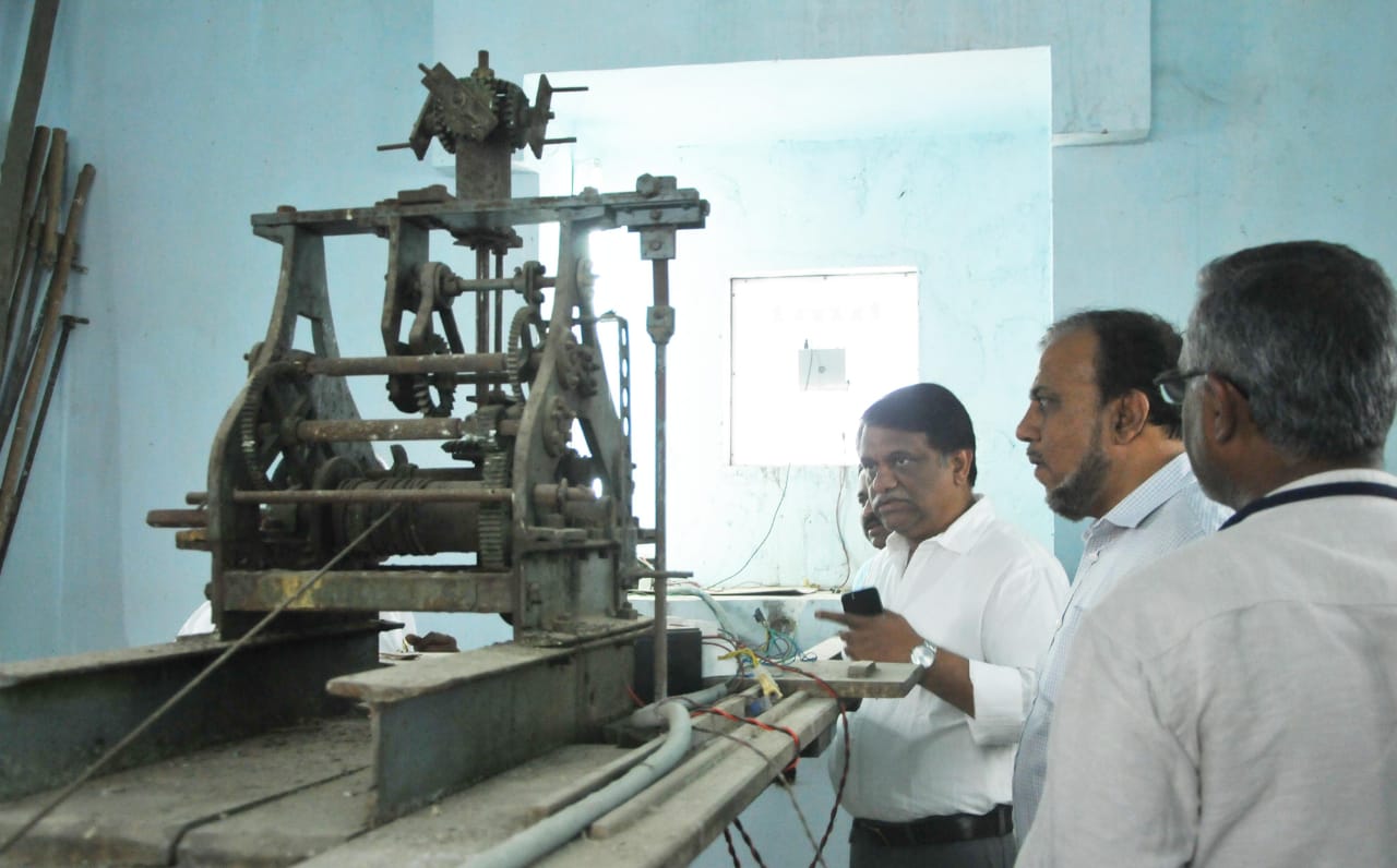 Principal Secretary (MA&UD) Visits Shalibanda, Sultan Bazar &s Monda ...