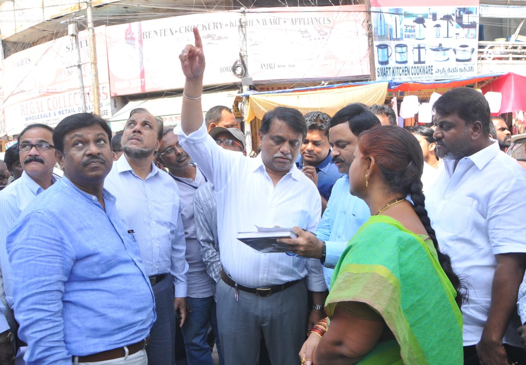 Principal Secretary (MA&UD) Visits Shalibanda, Sultan Bazar &s Monda ...